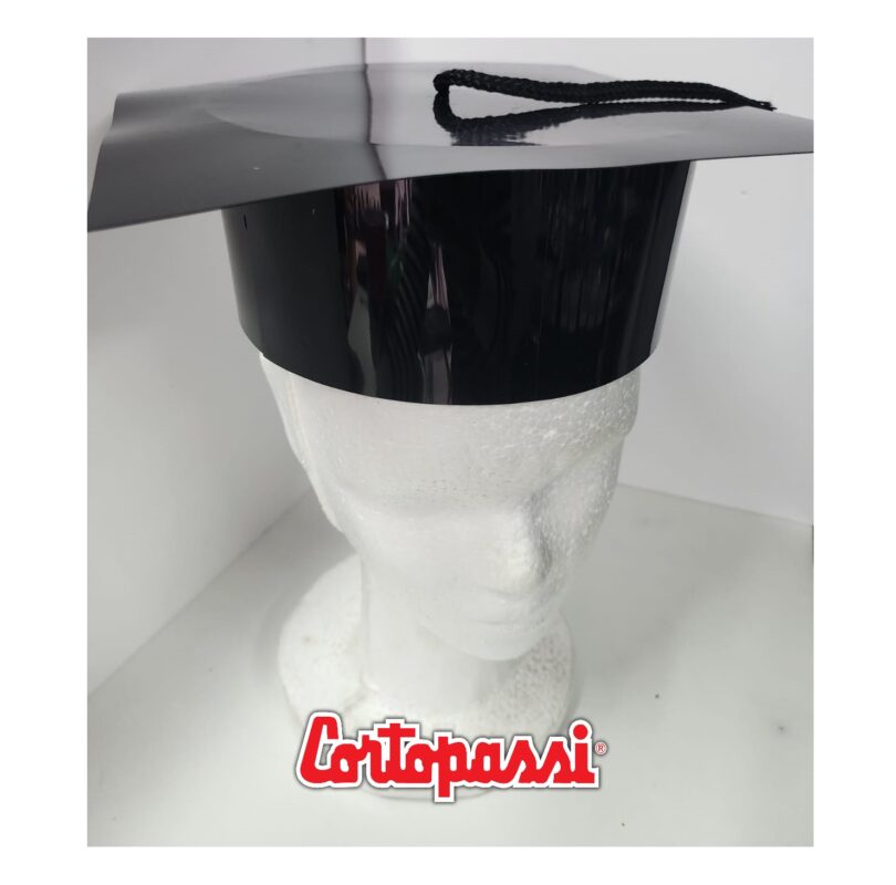 GORRO DE EGRESADO PLÁSTICO – Cortopassi GORRO DE EGRESADO PLÁSTICO – Cortopassi